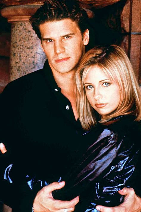 Iconic Tv Couples Photos
