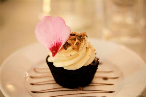 무료 이미지 식품 생기게 하다 컵 케익 빵 굽기 디저트 요리 케이크 착빙 단맛 버터 크림 5184x3456 70736 무료 이미지 Pxhere