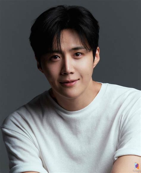 Transfer To Fantagio Kim Seon Ho Unveils New Profile Showing His