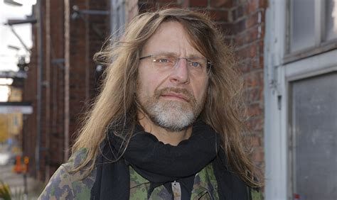 Seiska Julkaisi Kuvan Jone Nikula Väsähti Risteilyllä