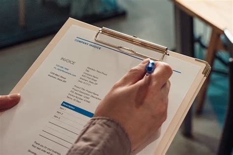 Invoice Discounting Vs Factoring Whats The Difference