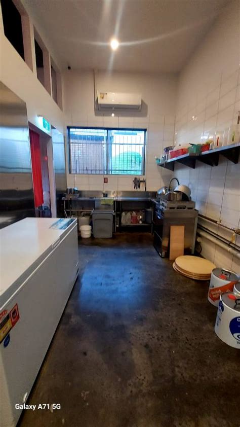 “takeaway Shop Lease With Full Fit Out And Liquor License Croydon Vic