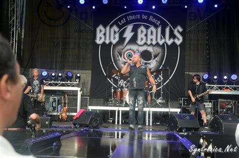 Big Balls