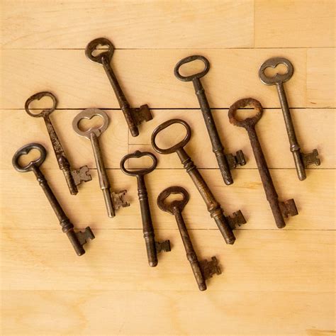 Real 1800s Skeleton Keys Purchase For 1 Key Authentic Bit Keys Etsy