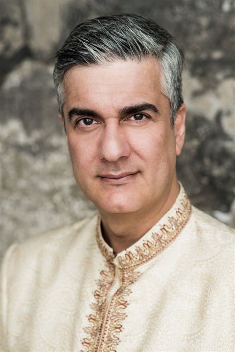 Agentur Unit One Stephen Sikder Vita