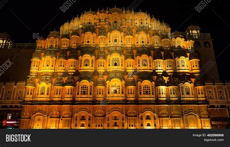 Hawa Mahal At Night