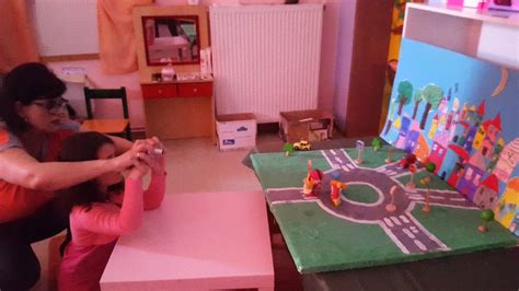 2 Νηπιαγωγείο Κομοτηνής Ο Άκης Ποδηλατάκης συμβουλεύει ένα Animation από τα παιδια του