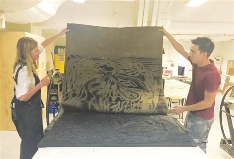 Social Distance Issue Art Journal