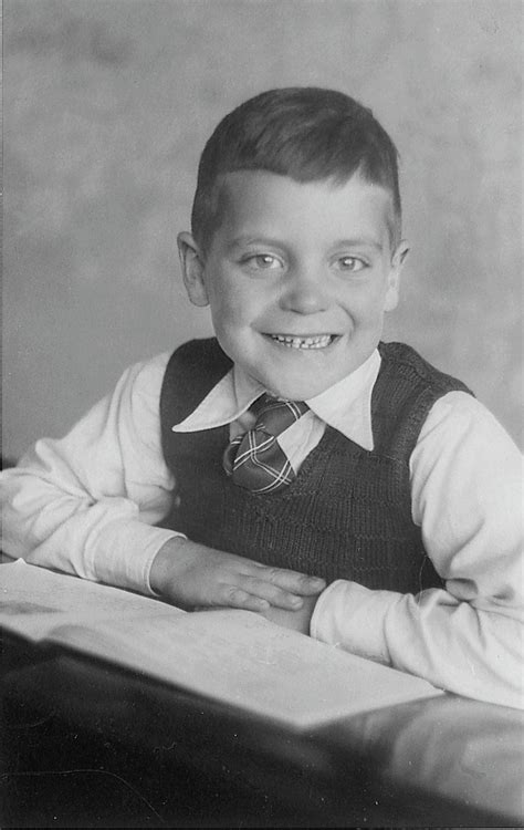 Opinie Dit Is De 4 Mei Voordracht Van Philip Freriks ‘een Gewoon