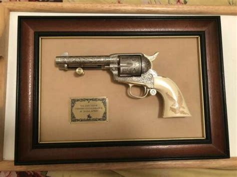Franklin Mint John Wayne Western Commemorative 45 Colt Single Action