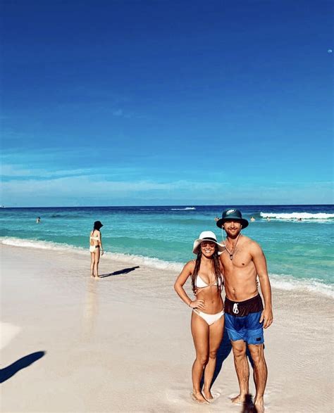 Jake Elliott Wikifeet Men