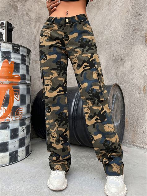 بنطلون كاجو بجيوب طباعة مموه جيب جانبي قلاب