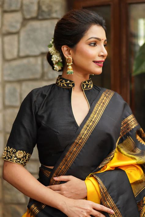 Modern Black Saree Blouse Design Simple Black Saree Blouse Designs
