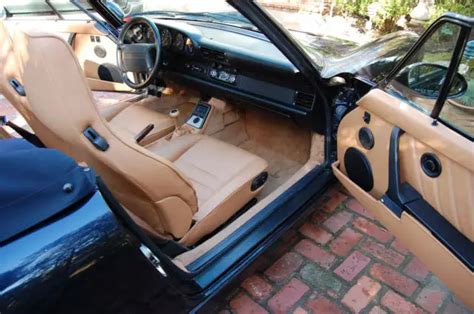 1992 Porsche Carrera 2 Cabrolet