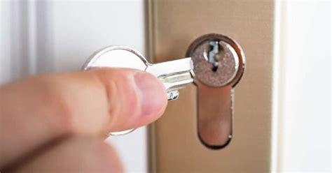 Broken Key Extraction How To Remove Snapped Key From Lock