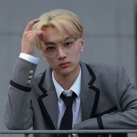 •وقتی بقیه ازش بدشون میاد ولی• عکس ویسگون