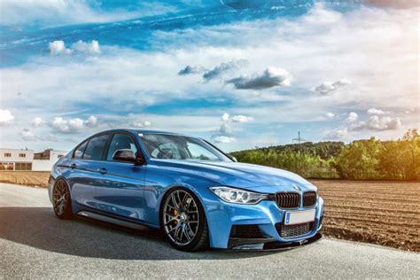 Green Bmw Wallpapers Top Free Green Bmw Backgrounds Wallpaperaccess