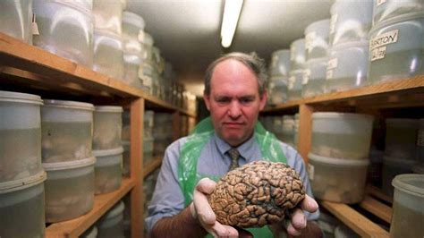 scientists trying to replicate the human brain science climate