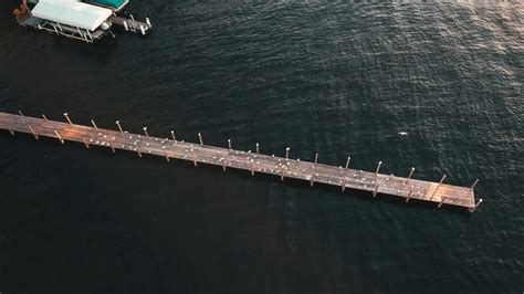 How To Tie A Boat To A Dock Quick And Easy Steps