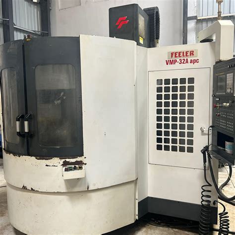 buy used 2012 feeler vertical machining center vmc for metal