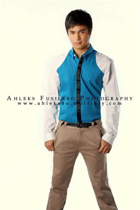Man Central Aldred Gatchalian In Casual Wear