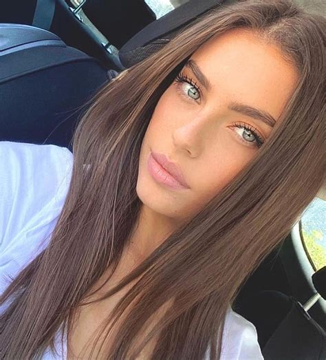 Brunette Hair On Pale Skin Hair Colour For Blue Eyes Light Brown