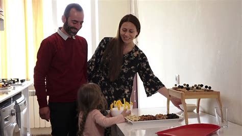 Երեցկինը Հասմիկ Հակոբյան Youtube