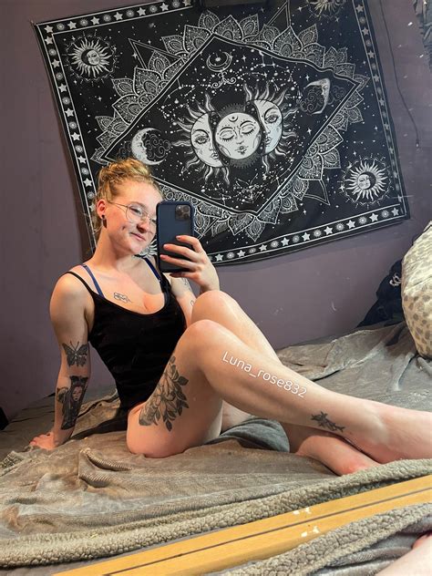 Am I Sexy Looking 😜 R Sexylooking