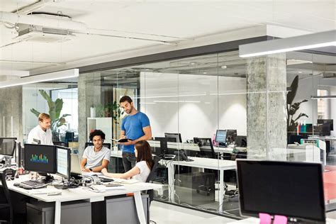 Specifications IBM Storage Networking SAN C Fabric Switch IBM