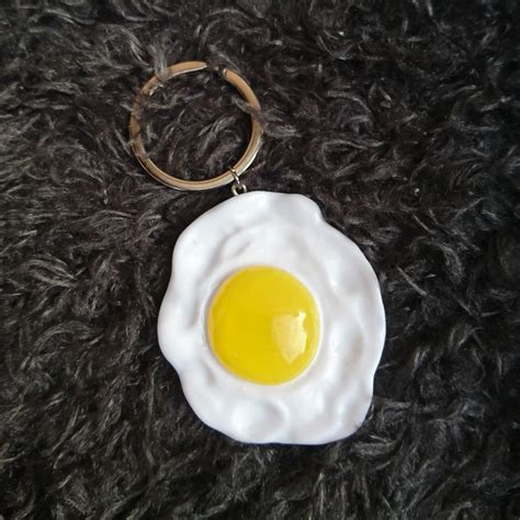 Poached Egg Keychain Hobbies And Toys Stationary And Craft Handmade
