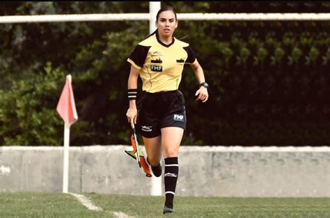 Selene Alguien Que Sueña En Grande Contexto De Durango