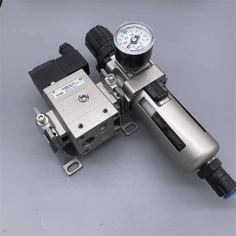 공기 공압 레귤레이터 필터 어셈블리 Av3000 F03 5yc Aw30 F03bdg A 소프트 스타트 업 밸브 및 필터 레귤레이터 Pneumatic Regulator