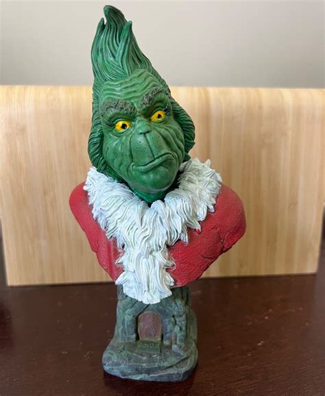 The Grinch Bust Pre Supported 3d Model By Fotis Mint On Thangs