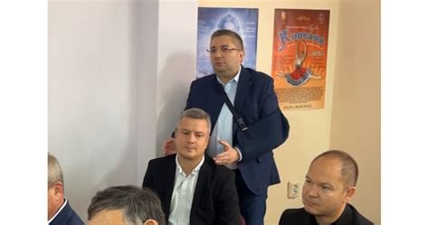 Оперирали лакътя на Николай Нанков ходи с фиксатор за ръка