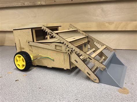 Tbb Tractor Robot With Tractor Scoop Accessory 6 Steps Instructables