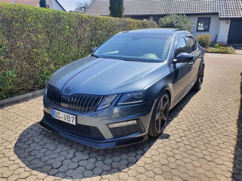 Передняя губа Csr — Skoda Octavia Rs A7 Mk3 2 л 2018 года