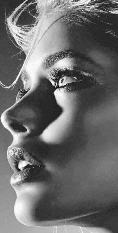 Pin By Marla Andez On All Fashion And Beauty Black And White
