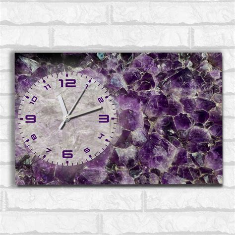 Настенные бесшумные часы ОСБ со смещенным циферблатом абстракция для дочери фиолетовый