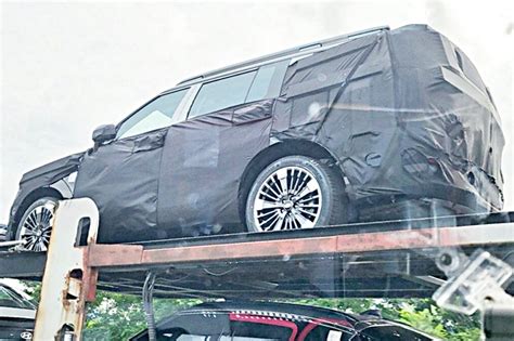 토요타가 숨겨 놓은 진짜배기 크라운 국내 출시 가능성 얼마나