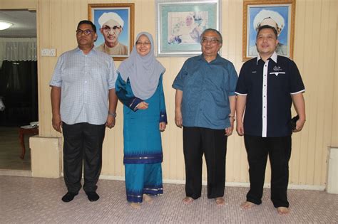 lawatan ke kediaman datuk tahir bin ahmad badawi institut islam