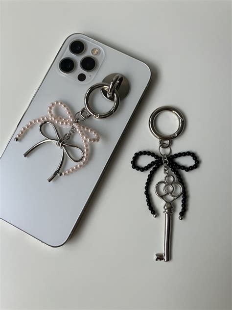 폰 부착고리 포함 리본키링 열쇠키링 에어팟키링 키홀더 가방고리 가방키링 폰링 폰스트랩 에이블리