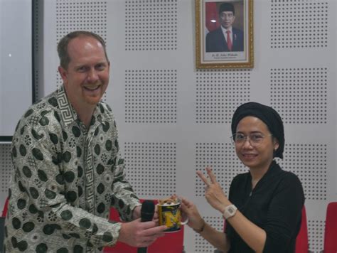 Special Lecture And Workshop Gender And Sexuality In Indonesia Faculty Of Cultural Sciences