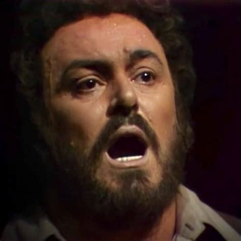 Luciano Pavarotti Sings “una Furtiva Lagrima” From Donizettis Opera L