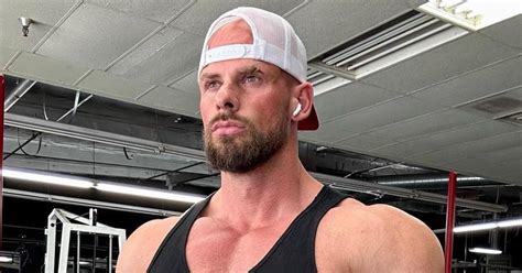 Joey Swoll Gets Candid About Opiod Addiction Withdrawls