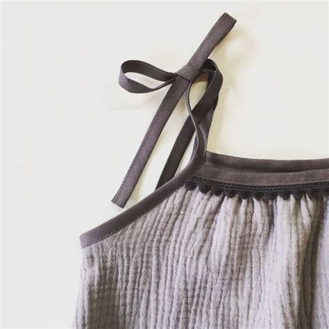 Musselin Kleid | Musselin kleid, Fuchs stoff, Kleider