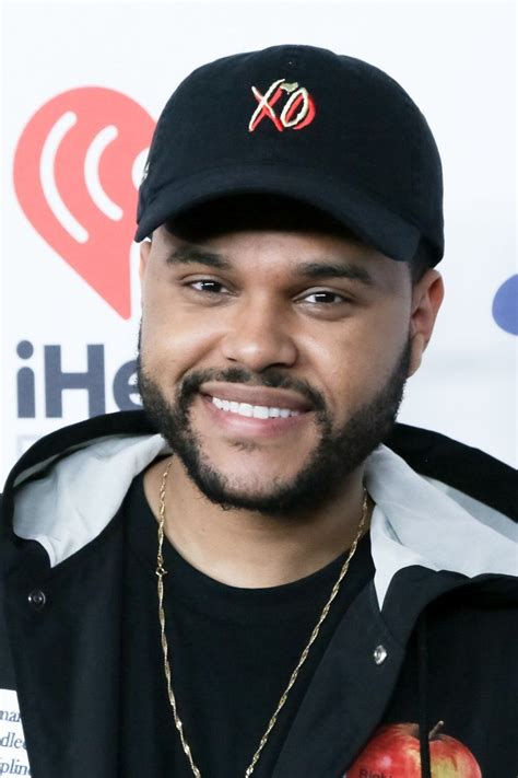 Mini Hernandezs Instagram Twitter And Facebook On Idcrawl