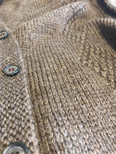 anyone know what pattern this is r knitting