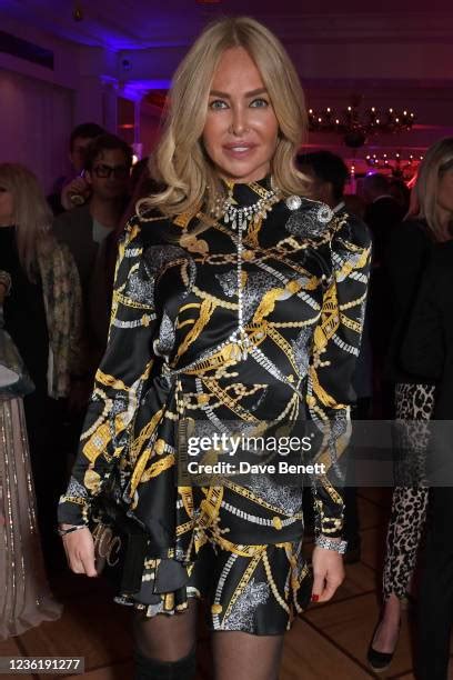 1051 Amanda Cronin Photos And High Res Pictures Getty Images