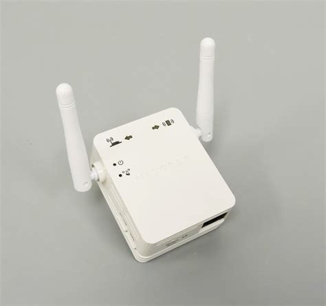 Netgear WN RPv Universal WiFi Network Range Extender Boosters Extenders Antennas
