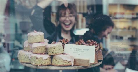 디저트 가게에 남자 손님 오게 하는 아이디어